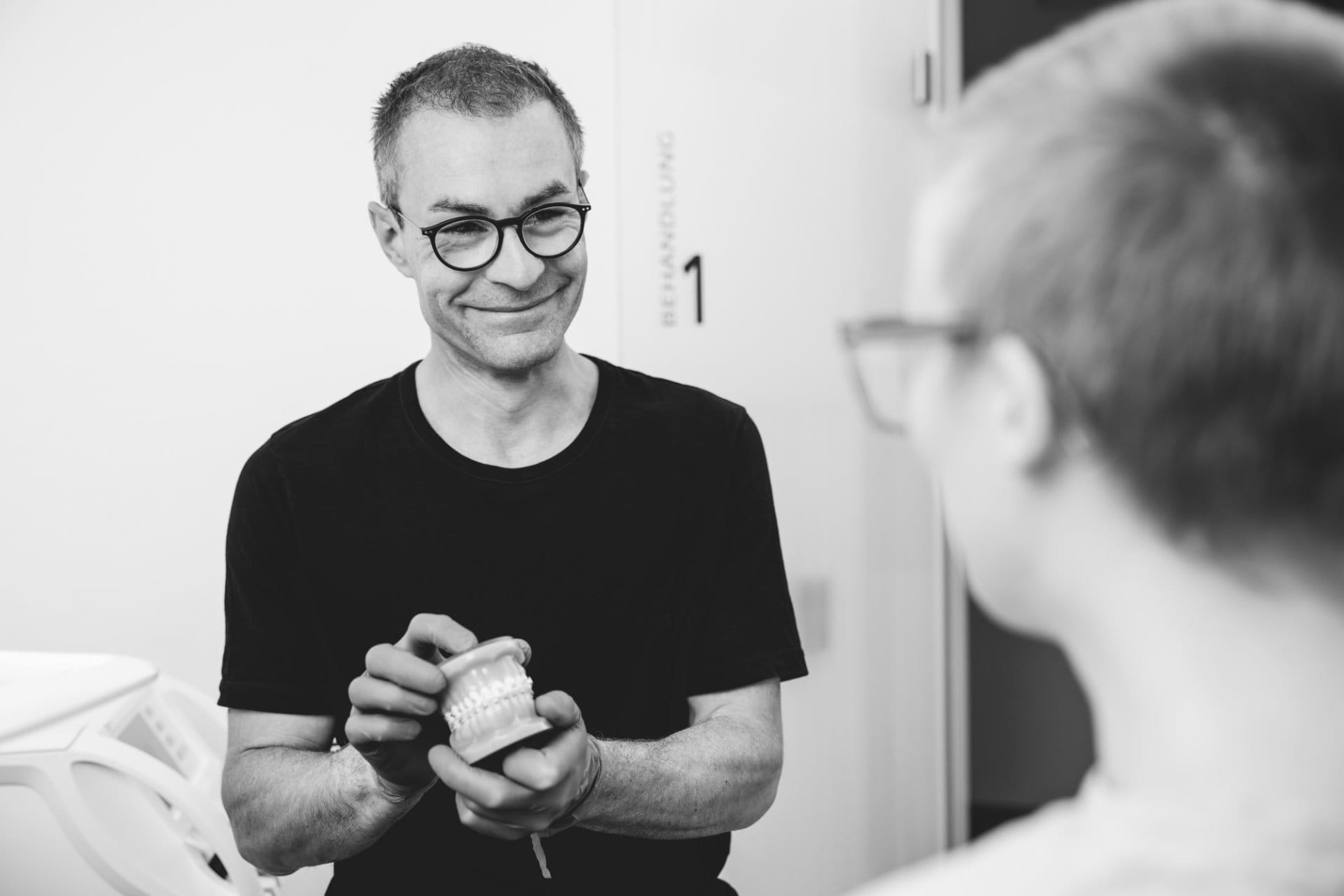 Ihre Zahnarztpraxis in Heilbad Heiligenstadt | Zahnarzt Gehrmann